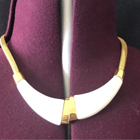 Monet | Jewelry | Vintage Monet Gold And White Enamel Choker Necklace ...